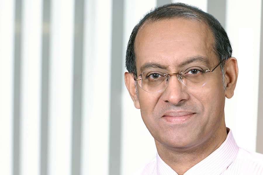 Dr Vijayan Loganathan • Dental Surgeon • DentalSpecialist in Prosthodontics